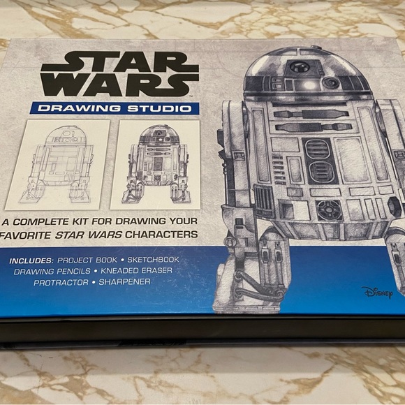 Star Wars | Art | Star Wars Pencil Drawing Studio Art Kit Disney ...